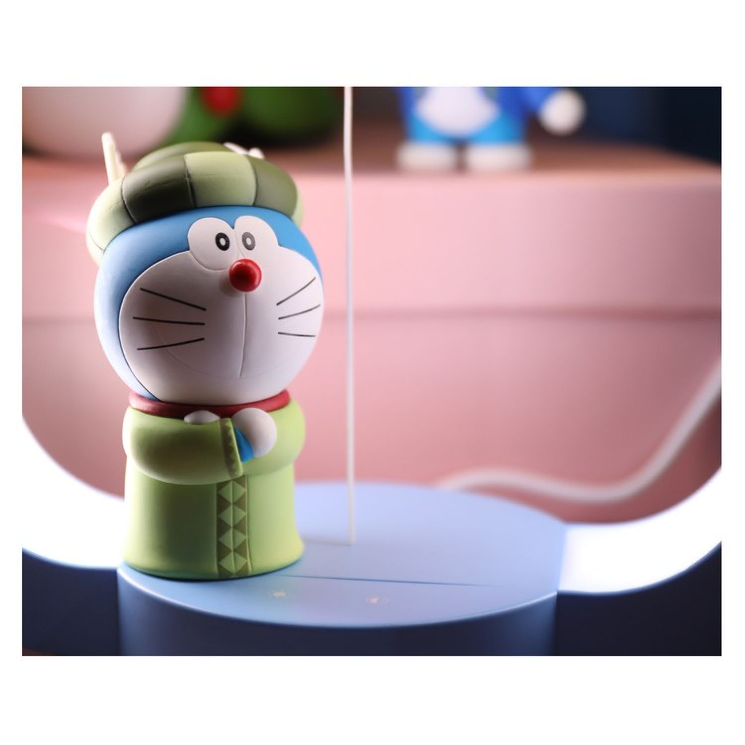 Mô hình Doraemon Travels Around the World