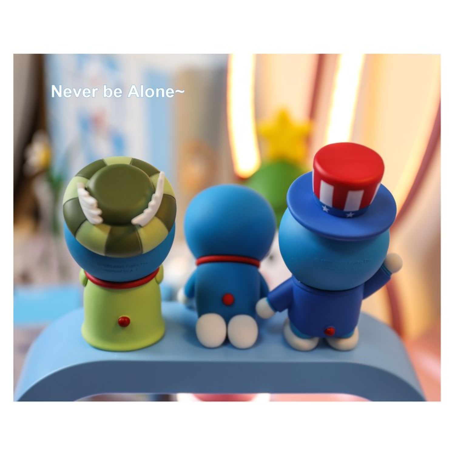 Mô hình Doraemon Travels Around the World